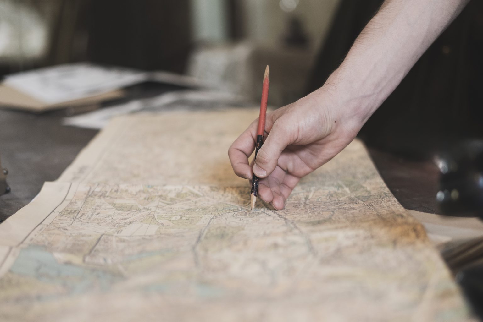7 Key Symbols Cartographers Use on Maps Explained - Map Library
