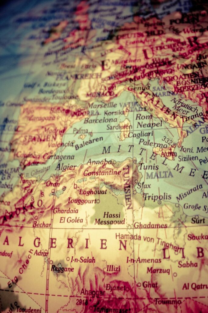 11 Map Layout Design Tips That Enhance Print-Ready Maps - Map Library