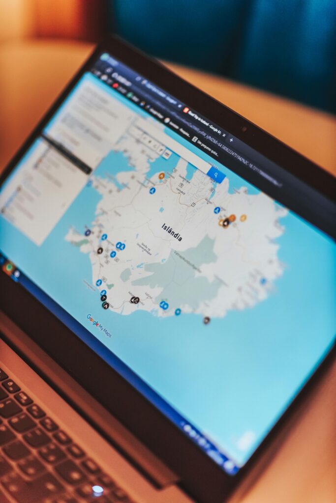 10 Best Web Mapping Services for Interactive Map Development That Engage Users - Map Library